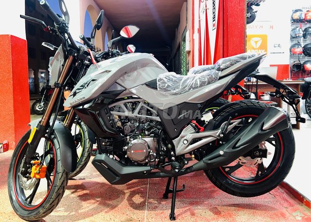 Becane RVX Neymar Sh Florence | Motos à Marrakech | Avito.ma