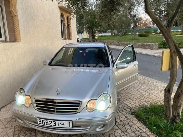 Mercedes-Benz 220 | Voitures d'occasion à Rabat | Avito.ma