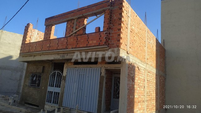 منزل للبيع 96 متر في طور البناء في موقع ممتاز | Maisons et Villas à Guercif | Avito.ma
