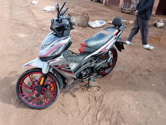 Becane Spring | Motos à Marrakech | Avito.ma