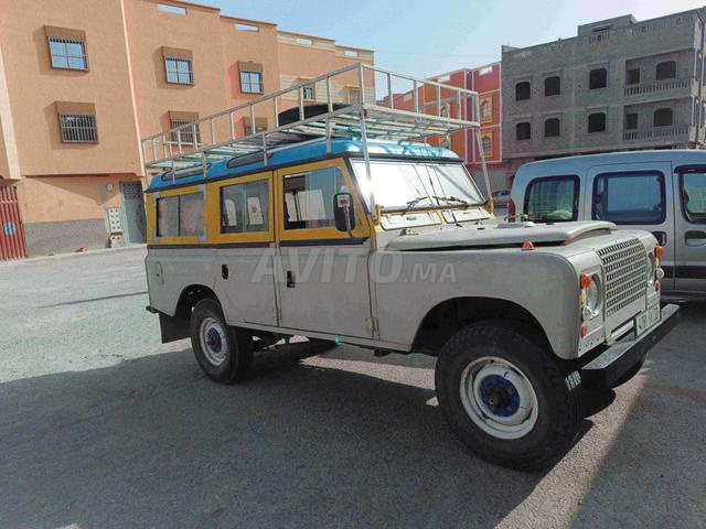 Land Rover Defender 9 Cv au Meilleur Prix (2 Annonces)