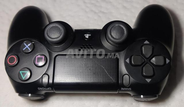 2 manette PS4 V2 Original et dual charging dock ... | Gaming à Tanger ...