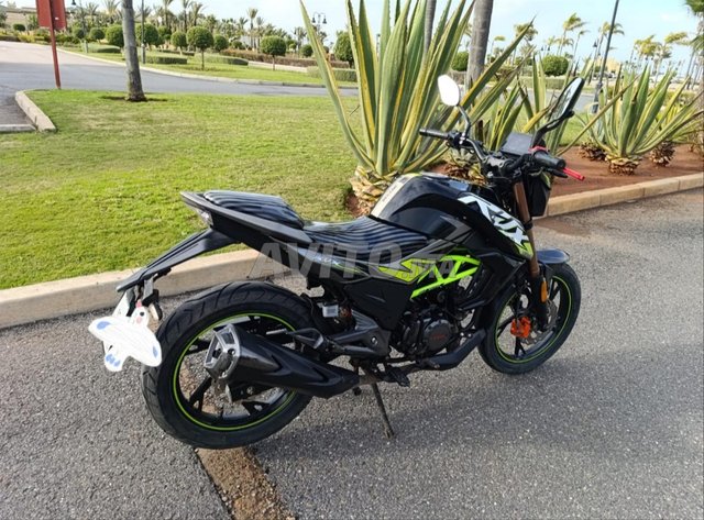 BECANE RVX | Motos à El Jadida | Avito.ma