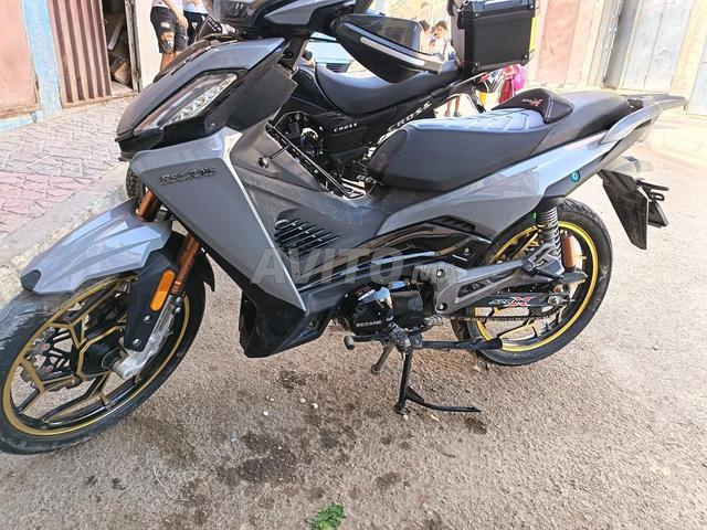 bekane swing | Motos à Fès | Avito.ma