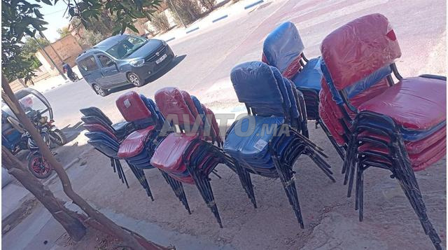 chaise écritoire | Matériel pour école, garderie et espace de jeux à Oujda | Avito.ma