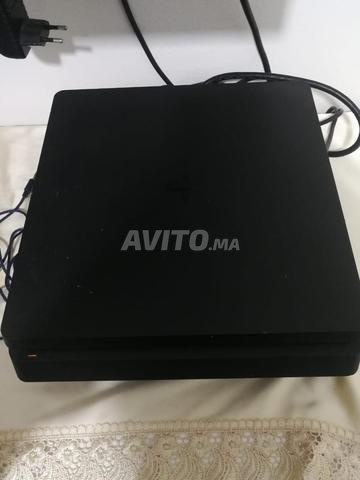 Ps4 avec 2 manettes | Gaming à Sidi Yahya Zaer | Avito.ma