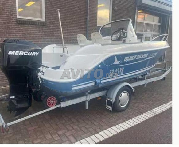 Quicksilver 550 moteur Mercury 75hp | Bateaux à Tanger | Avito.ma