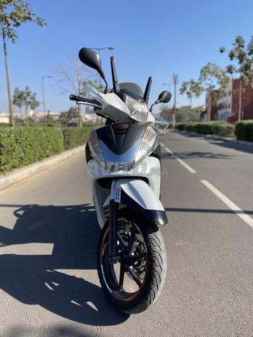 Sh 300 robot | Motos à Agadir | Avito.ma