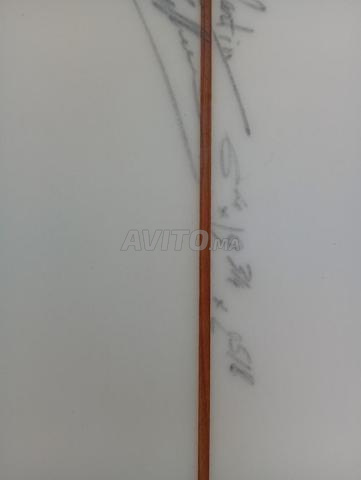 Planche de surf Thierry Delbourg | Equipement Sportif à Temara | Avito.ma